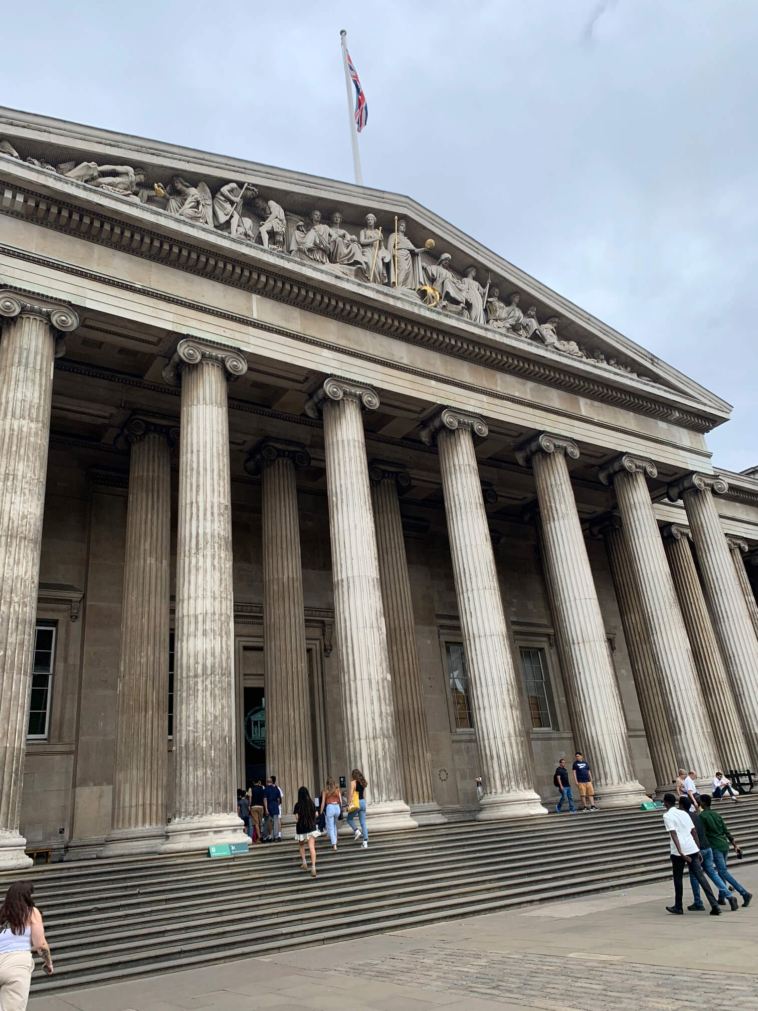ロンドン観光2日目は、大英博物館（The British Museum）で朝から夕方まで貴重な展示物を堪能！ | ANAマイルのすすめ！